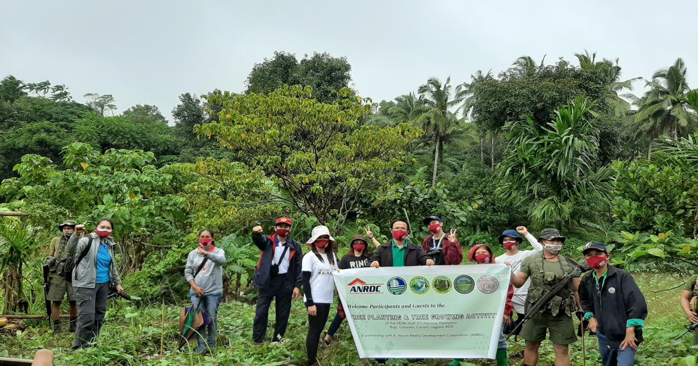 UPLB alumni plant trees in Laguna – UP Alumni Website